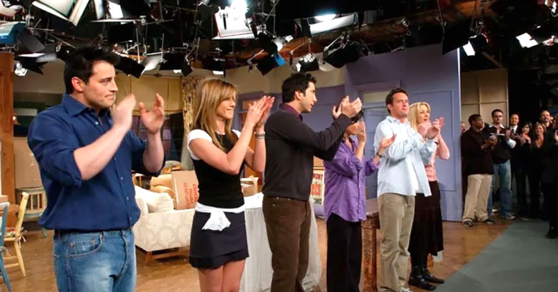 Friends Showrunners on the Series Finale's 20th Anniversary (Exclusive ...