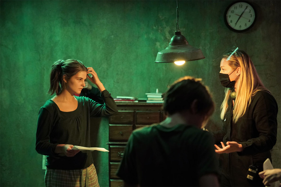 Stefanie Scott and Elisabeth Rohm on the set of Girl in the Basement ...