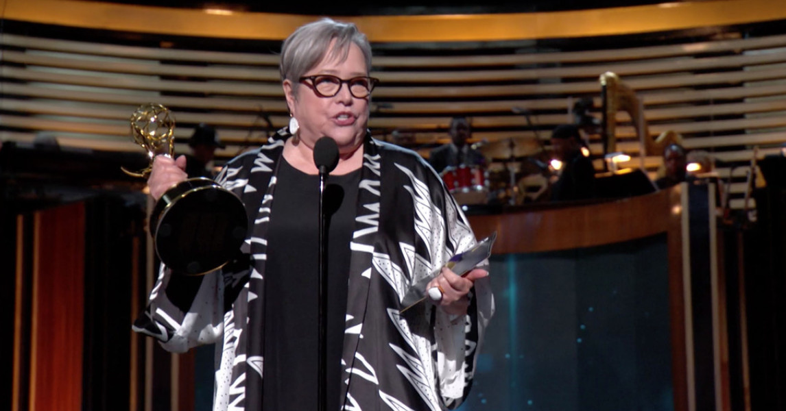 kathy bates awards